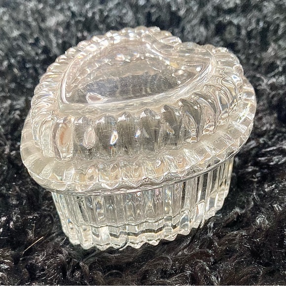 Homeco | Accents | Vintage Homeco Heart Shaped Clear Crystal Trinket ...